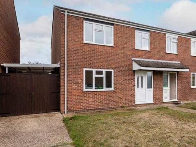 3 bedroom semidetached house for sale in Cottinghams Drive Hellesdon NR6