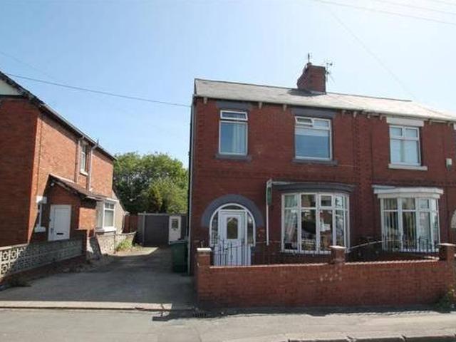 3 bedroom semidetached house for sale in Darlington Road Ferryhill DL17