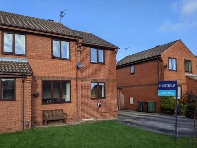 3 bedroom semidetached house for sale in Dawsons Meadow Farsley Stanningley border LS28 5TU LS28