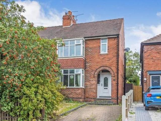3 bedroom semidetached house for sale in Derby Road Ripley DE5