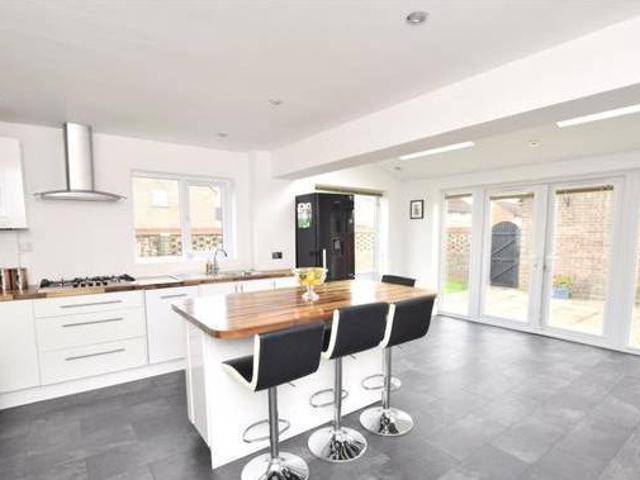 3 bedroom semidetached house for sale in Elderwood Drive Longwell Green Bristol Gloucestershire