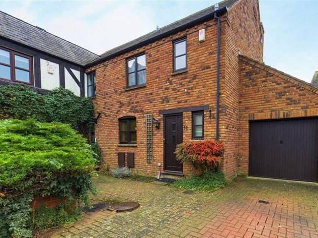 3 bedroom semidetached house for sale in Farriers Reach Cheltenham Gloucestershire GL52