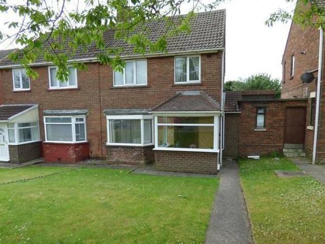 3 bedroom semidetached house for sale in Ferryhill DL17