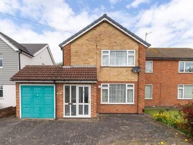 3 bedroom semidetached house for sale in Forest Road Loughborough LE11