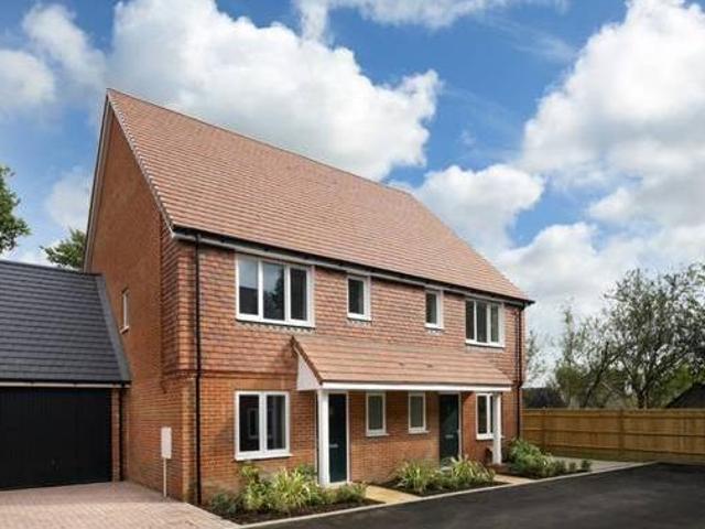 3 bedroom semidetached house for sale in Four Seasons Horam Heathfield TN21