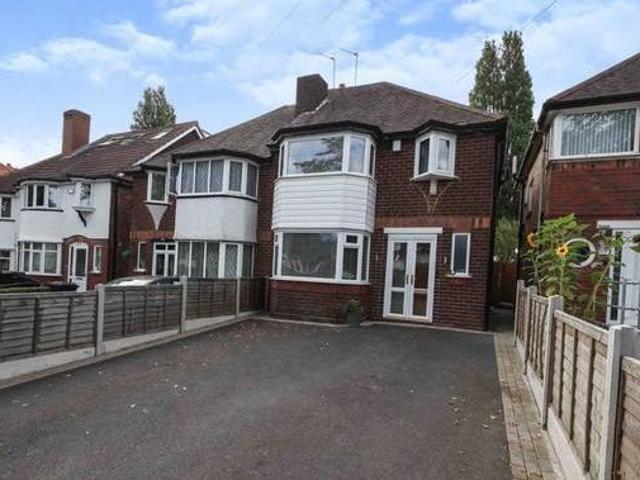 3 bedroom semidetached house for sale in Garretts Green Lane Birmingham B26