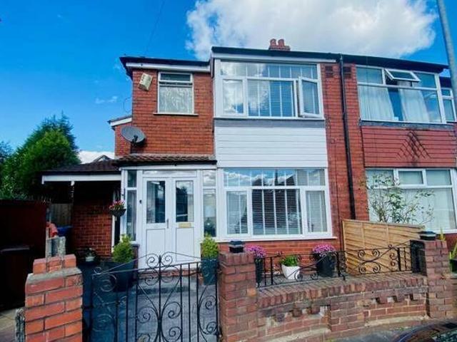 3 bedroom semidetached house for sale in Gibson Avenue Gorton M18