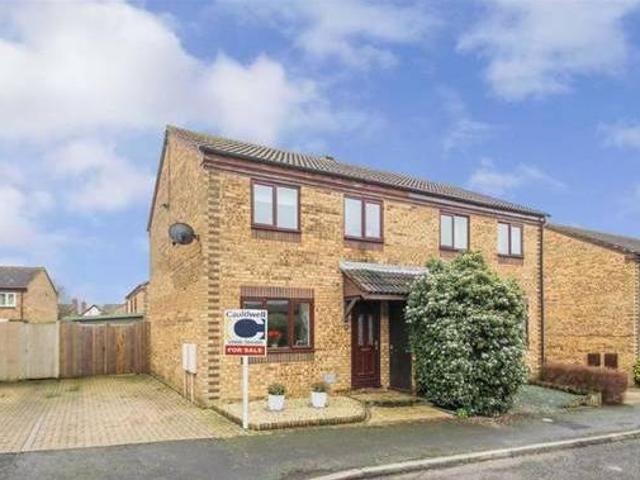 3 bedroom semidetached house for sale in Goodwood Great Holm Milton Keynes MK8