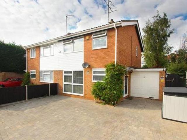 3 bedroom semidetached house for sale in Goodhall Crescent Clophill Bedford MK45