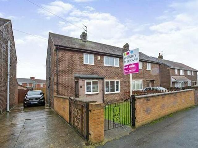 3 bedroom semidetached house for sale in Gomersall Avenue Conisbrough Doncaster DN12