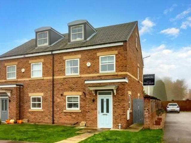 3 bedroom semidetached house for sale in Hall Gardens Brierley Barnsley S72