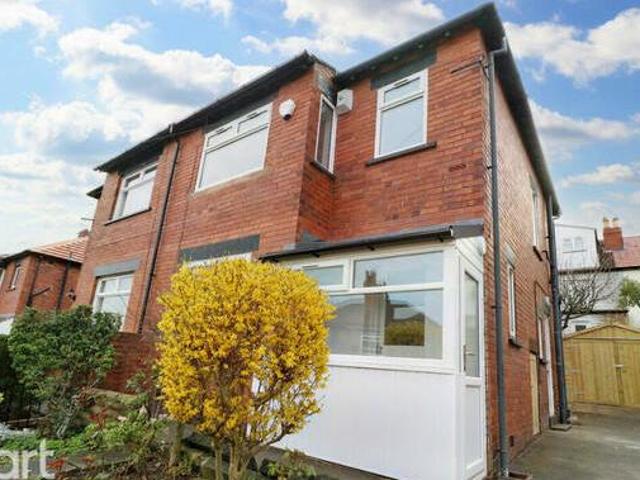 3 bedroom semidetached house for sale in Halliday Avenue Leeds LS12