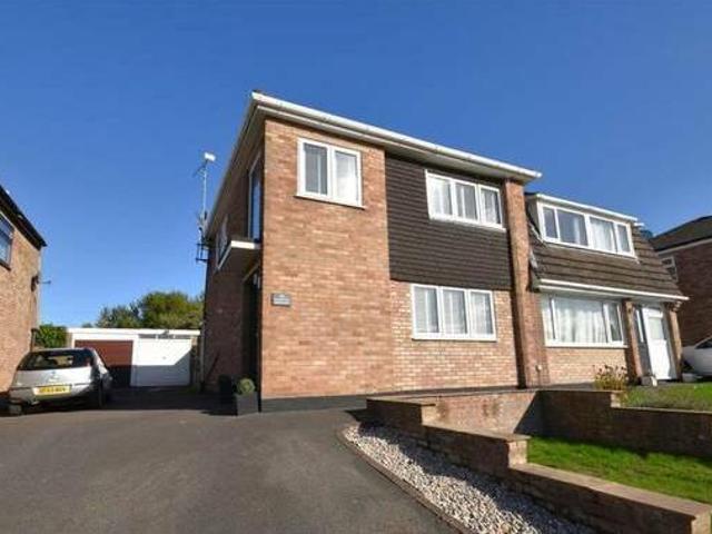 3 bedroom semidetached house for sale in Hampton Crescent Neston CH64
