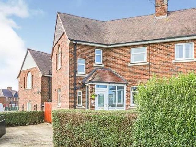 3 bedroom semidetached house for sale in Hawthorne Avenue Gloucester Gloucestershire GL4