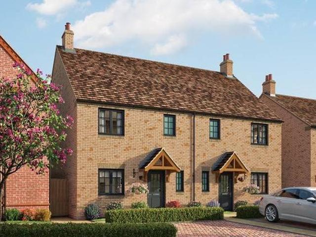 3 bedroom semidetached house for sale in Hayfield Avenue Sand Road Great Gransden Cambridgeshire