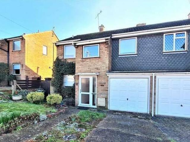 3 bedroom semidetached house for sale in Heathcote Road Ash Surrey GU12