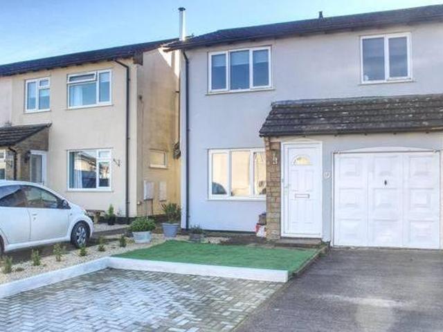 3 bedroom semidetached house for sale in Higher Meadow Umberleigh EX37 9AW EX37