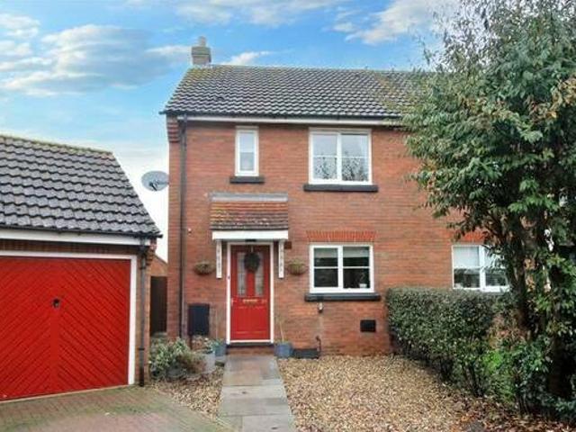 3 bedroom semidetached house for sale in Hill Farm Road Long Stratton Norwich Norfolk NR15