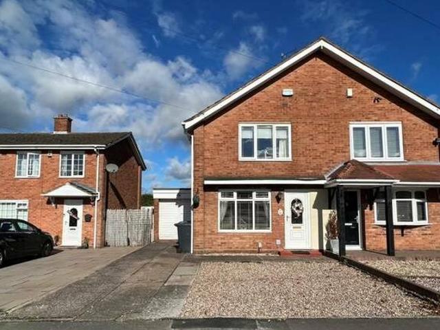 3 bedroom semidetached house for sale in Hill Street Burntwood WS7
