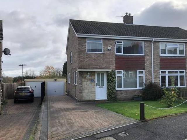 3 bedroom semidetached house for sale in Kennington Oxford OX1 OX1