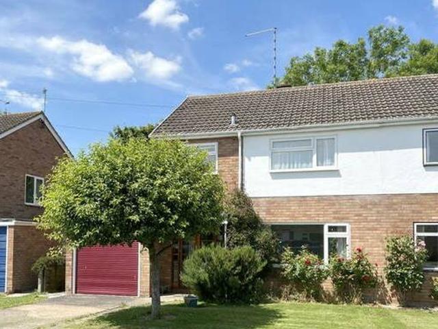 3 bedroom semidetached house for sale in Kineton CV35
