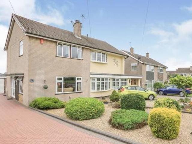 3 bedroom semidetached house for sale in Kingsway Essington Wolverhampton WV11