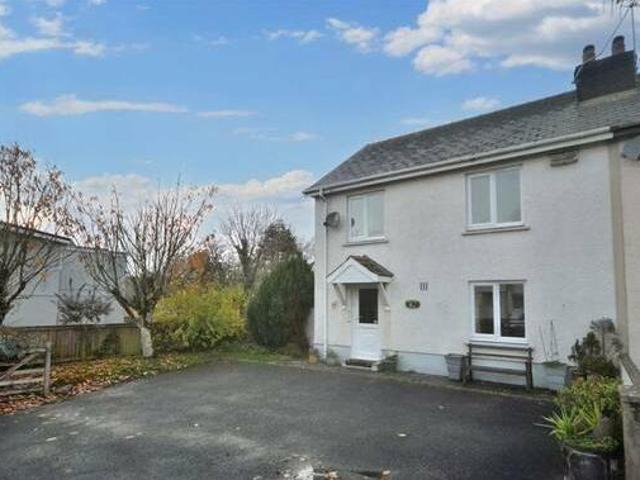 3 bedroom semidetached house for sale in Laugharne Carmarthen SA33