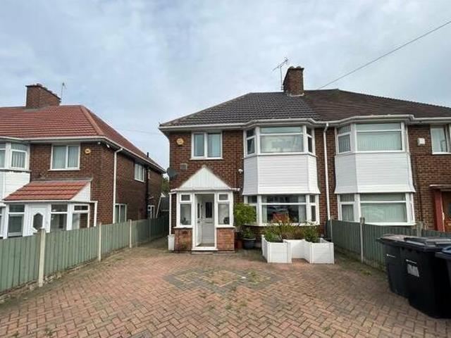3 bedroom semidetached house for sale in Lea Hall Road Birmingham B33