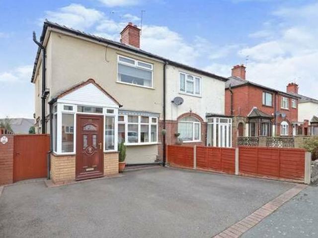 3 bedroom semidetached house for sale in Lewis Road Stourbridge DY9