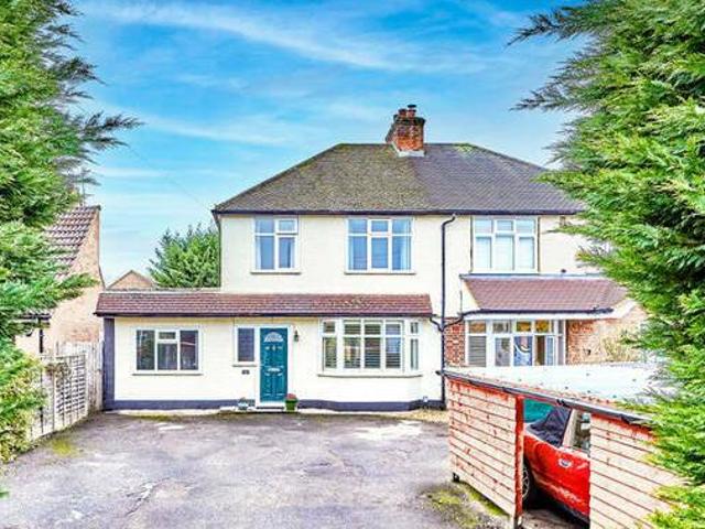3 bedroom semidetached house for sale in Park Street Lane Park Street St Albans Hertfordshire
