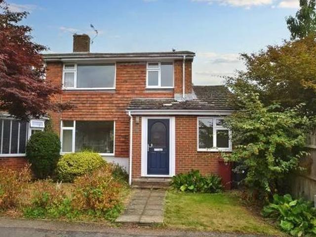 3 bedroom semidetached house for sale in Petworth West Sussex GU28