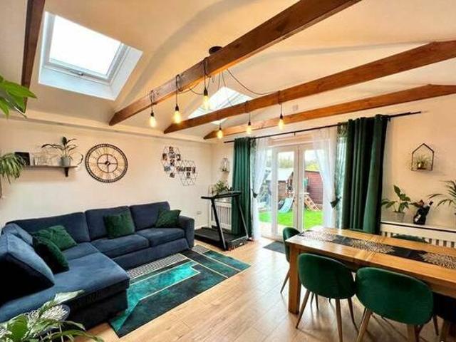 3 bedroom semidetached house for sale in Pilkington Road Kearsley BL4