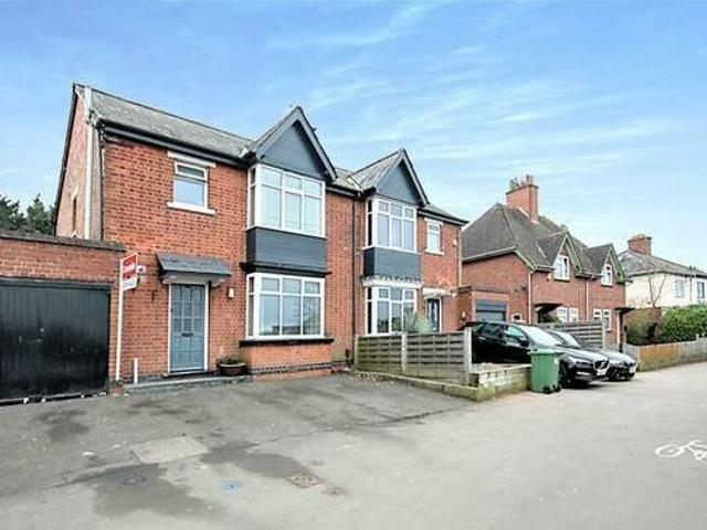 3 bedroom semidetached house for sale in Prospect Road Leamington Spa CV31