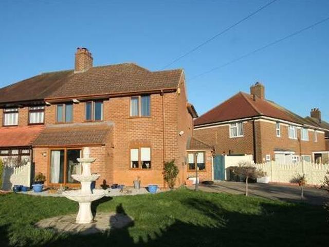 3 bedroom semidetached house for sale in Quinton Road West Quinton Birmingham B32