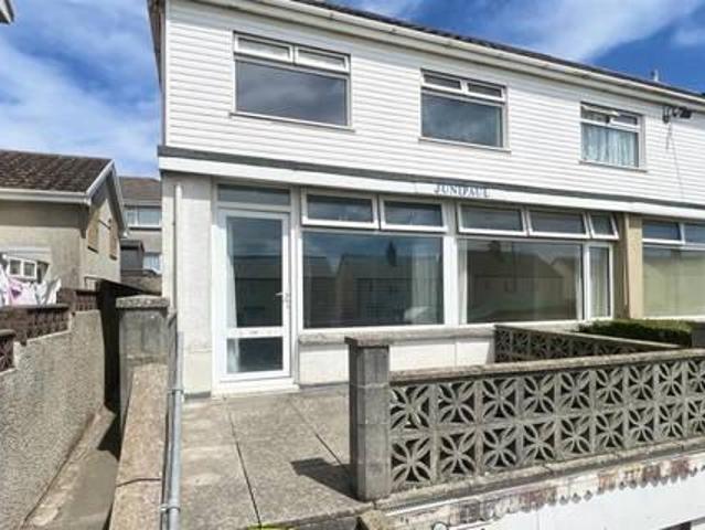 3 bedroom semidetached house for sale in Quintrell Road Newquay TR7