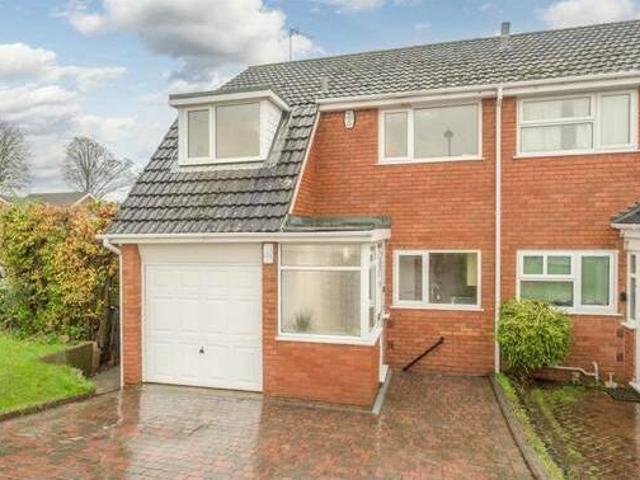 3 bedroom semidetached house for sale in Quillets Road Wordsley DY8 5NF DY8
