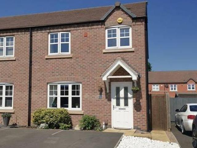 3 bedroom semidetached house for sale in Richardson Way Derby DE22