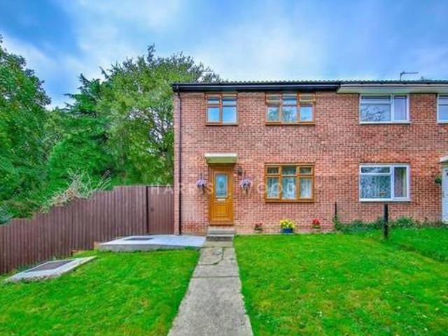 3 bedroom semidetached house for sale in Stephen Cranfield Close Rowhedge Colchester CO5 CO5