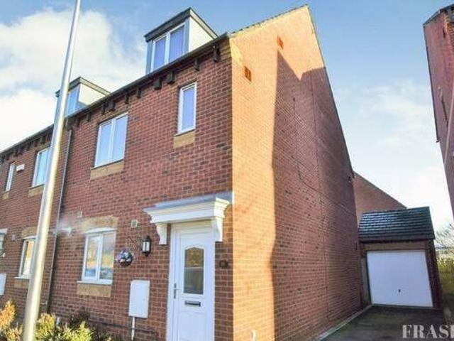 3 bedroom semidetached house for sale in Summercroft Close Golborne WA3