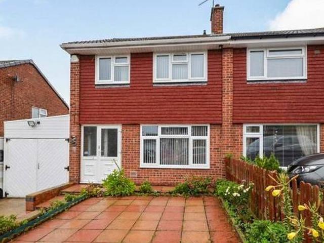3 bedroom semidetached house for sale in Sapcote Drive Melton Mowbray LE13