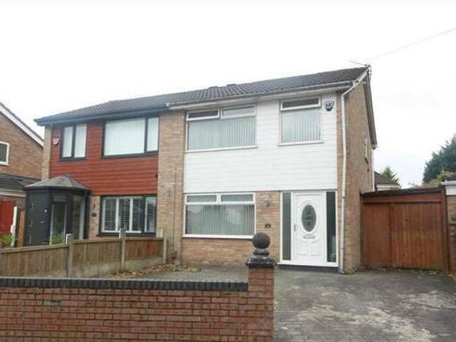 3 bedroom semidetached house for sale in Saxon Way Kirkby L33