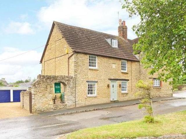 3 bedroom semidetached house for sale in School Lane Sherington Buckinghamshire MK16 MK16