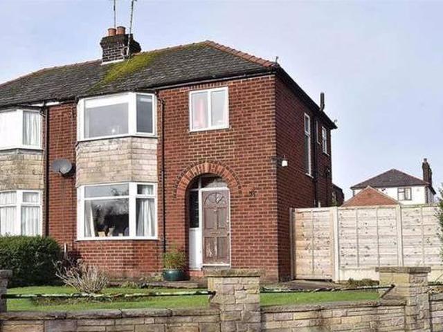 3 bedroom semidetached house for sale in Springfield Road Macclesfield SK11
