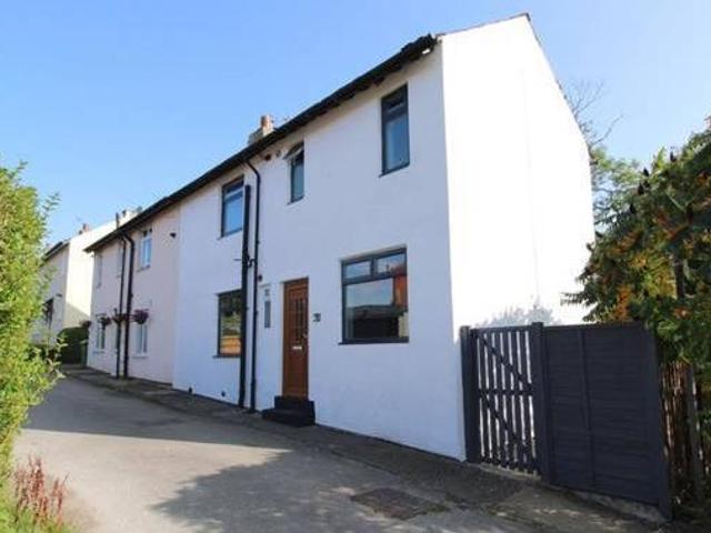 3 bedroom semidetached house for sale in Turnshaw Road Kirkburton Huddersfield HD8 HD8