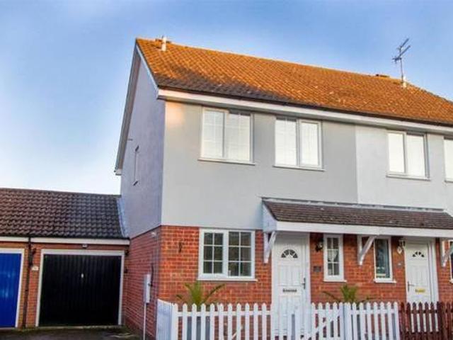 3 bedroom semidetached house for sale in Tally Ho Highwoods Colchester CO4 CO4