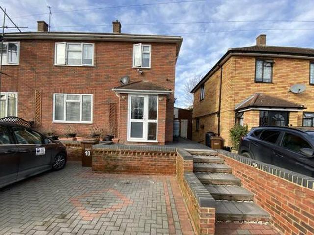 3 bedroom semidetached house for sale in The Tideway Rochester ME1