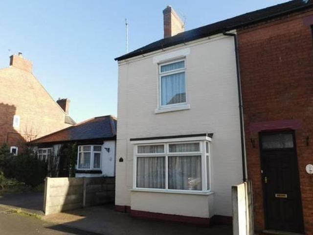 3 bedroom semidetached house for sale in Thorntree Lane Newhall DE11