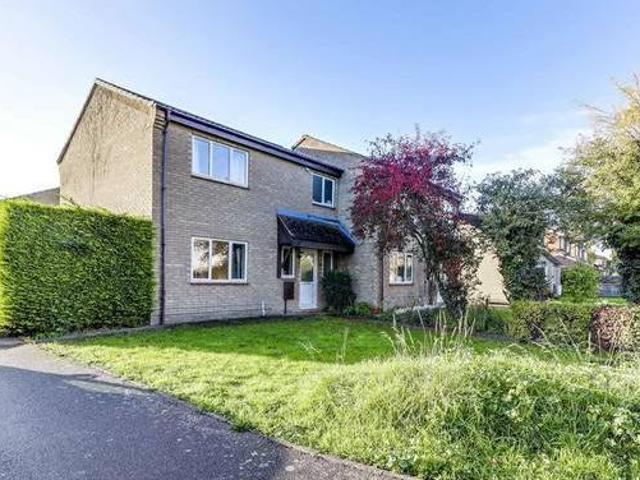 3 bedroom semidetached house for sale in Tower Close Bassingbourn SG8