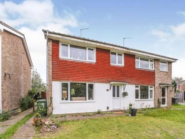 3 bedroom semidetached house for sale in Wakelin Avenue Sawston Cambridge Cambridgeshire CB22
