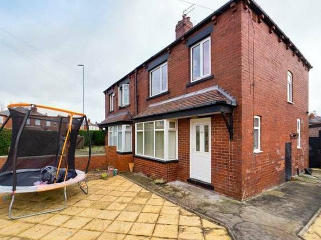 3 bedroom semidetached house for sale in Waincliffe Drive Leeds LS11